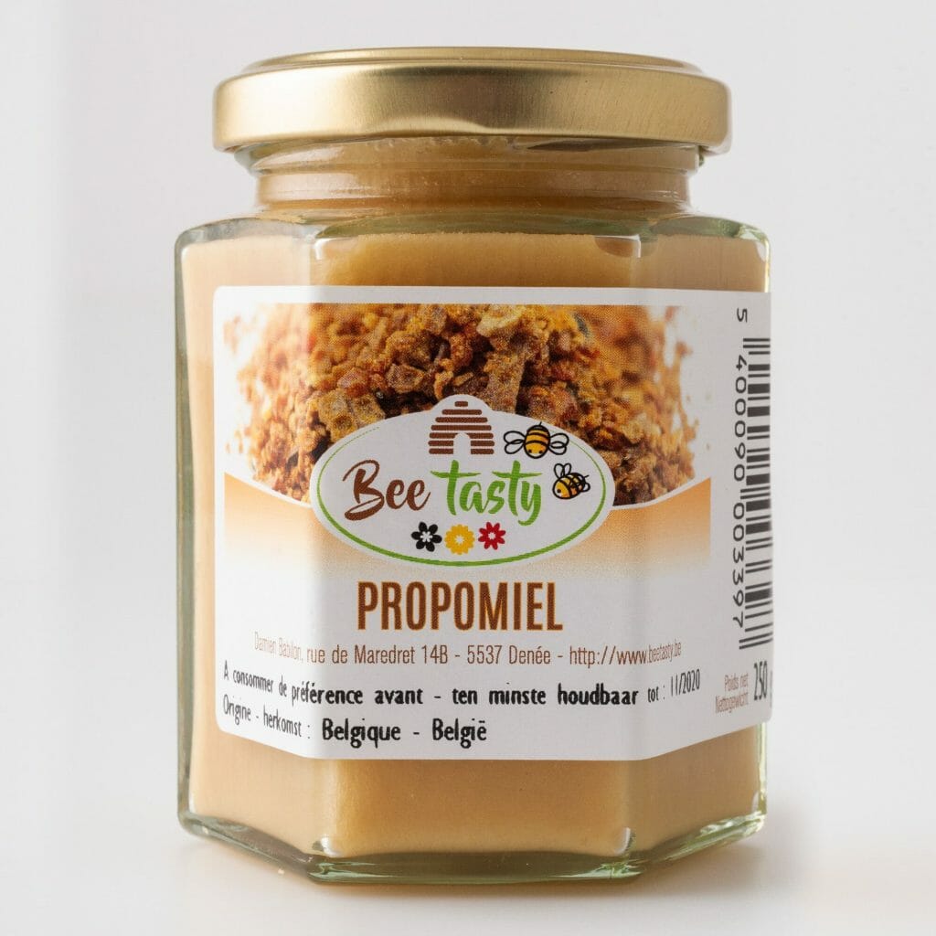 Découvrez notre miel à la propolis de qualité chez Beetasty